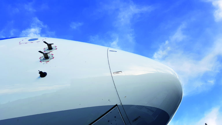 Angle Of Attack von Verkehrsflugzeugen: Sensoren für den Anstellwinkel ...