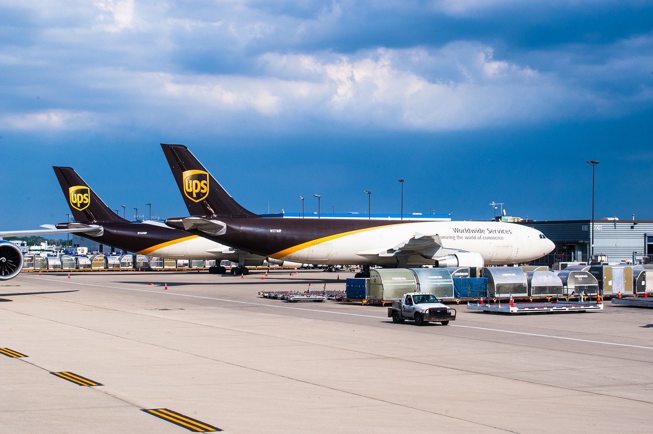 UPS kauft 19 Boeing-Frachtflugzeuge - AERO International