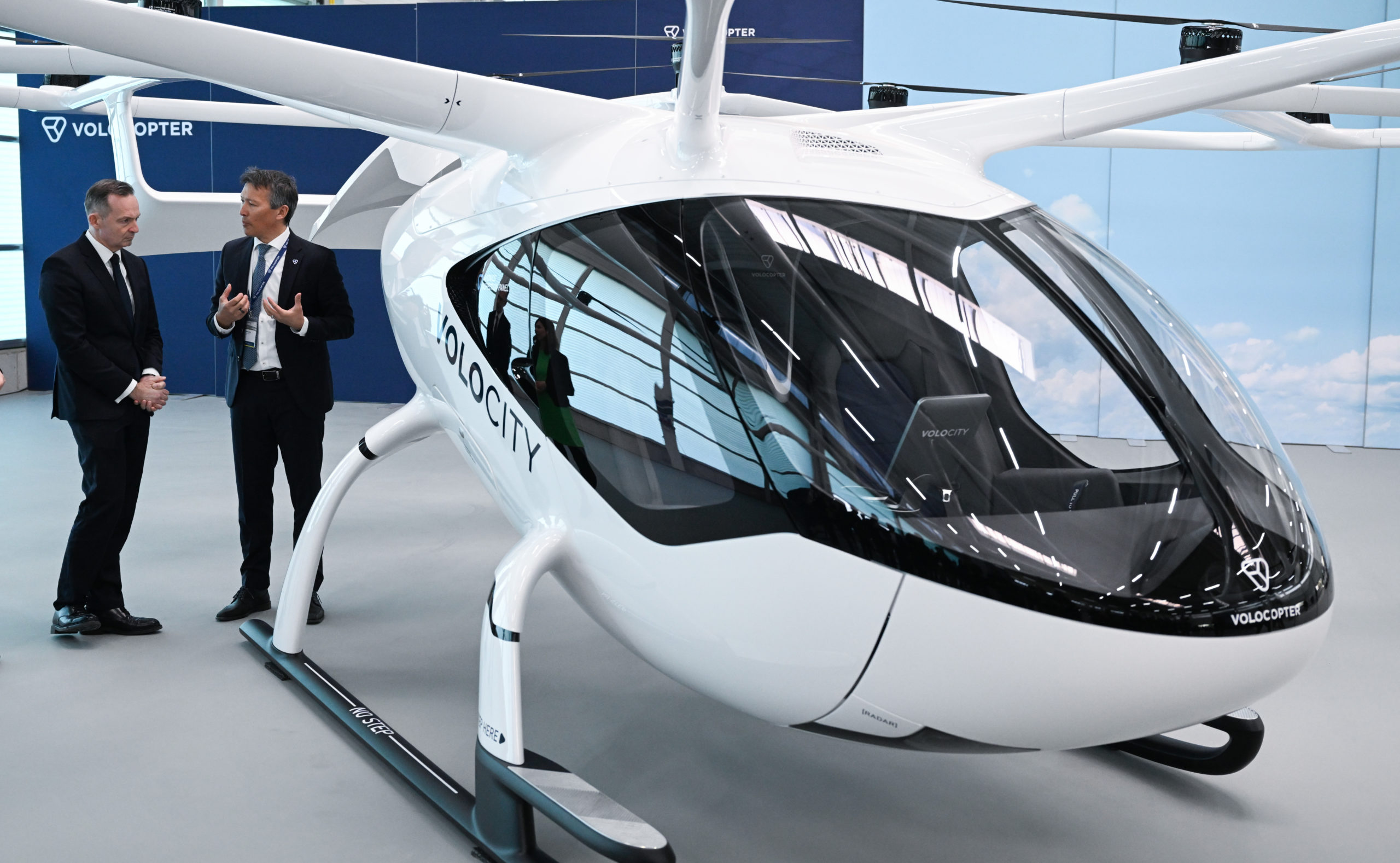 Flugtaxi-Bauer Volocopter hofft auf Zulassung und plant schon weiter ...